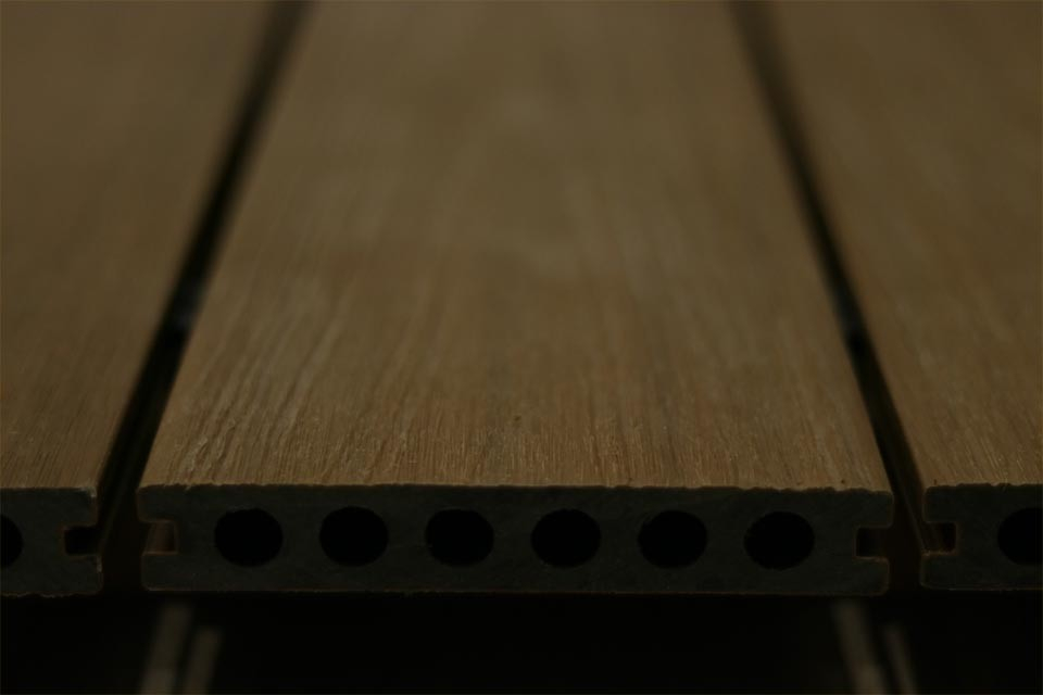 Supremo WPC Composite Teak Decking Boards 22mm By 142mm By 2900mm at ...