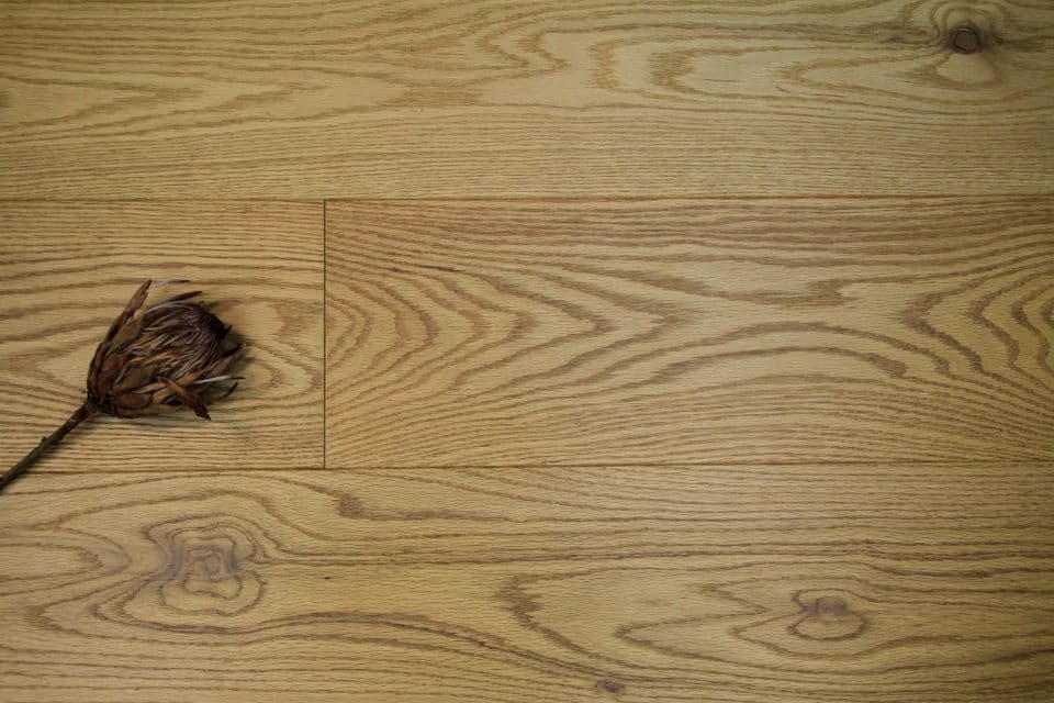 Natural Engineered Flooring Oak Light Brushed UV Lacquered 14/3mm By ...