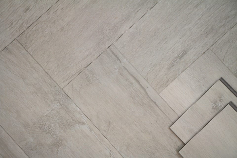 Supremo Diamond Luxury Click Vinyl Rigid Core Herringbone Flooring ...